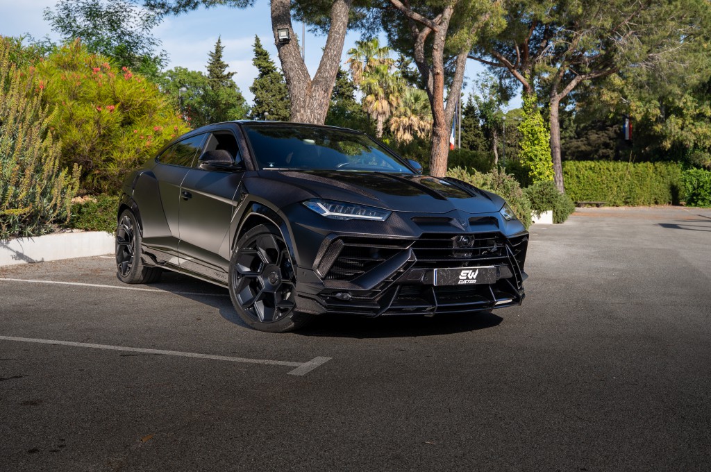Urus R’Evo Stealth Edition 10/13 / TopCar