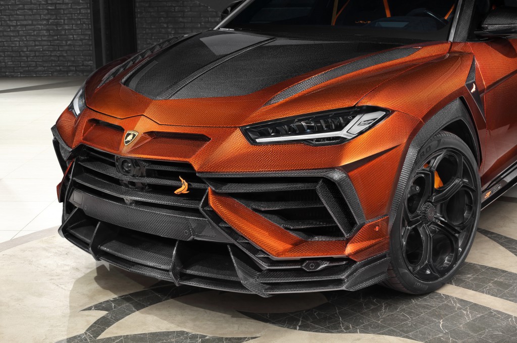 Lamborghini Urus R’Evo Stealth Edition ( 1 of 13 ) / TopCar