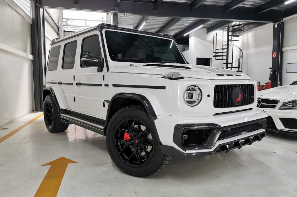 Mercedes G63 AMG in classic color combination from Mexico. / TopCar
