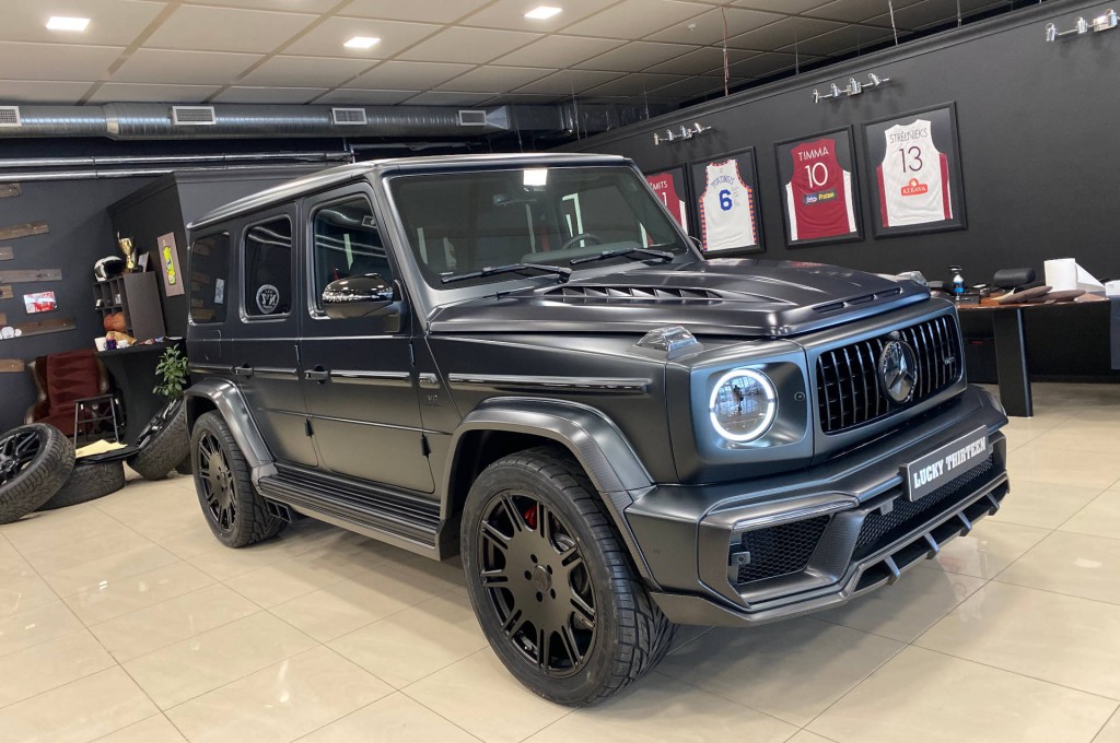 Mercedes G63 AMG Inferno matte dark green / TopCar