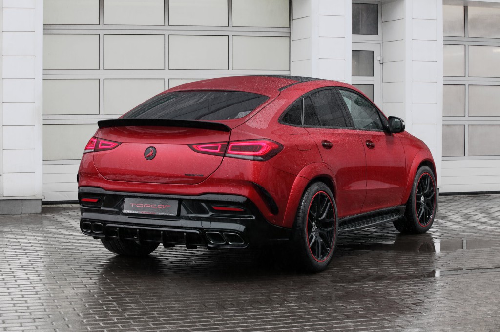 Mercedes-Benz GLE Coupe (С167 ) in bright red challenging colour with ...