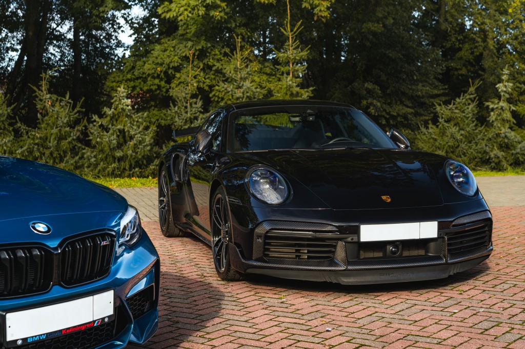 Tuning Porsche 992 Turbo S light pack / TopCar