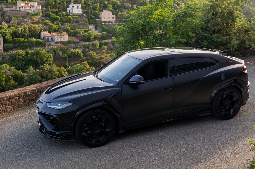 Urus R’Evo Stealth Edition 10/13 / TopCar