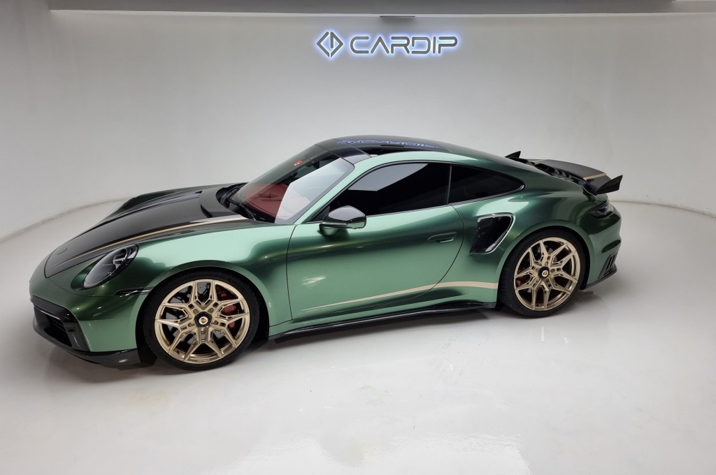 Porsche 992 Turbo S with TopCar Design Light Pack carbon fiber ...